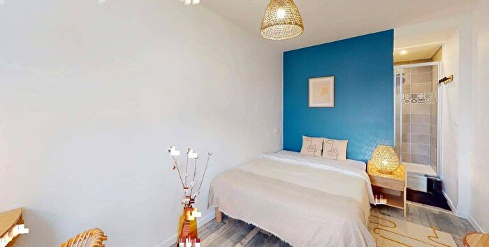 Appartement à louer - Saint Clément-Jardin des Plantes-Grammont, Rouen - 1 pièce