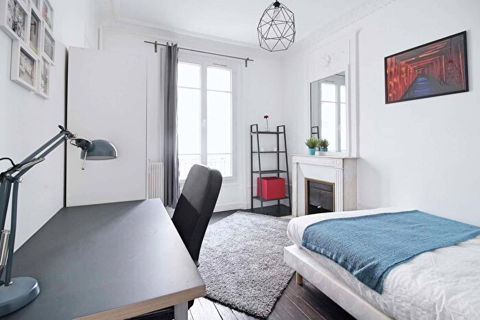 Gambetta, Paris 20ème arrondissement : Appartement 1 pièce à louer