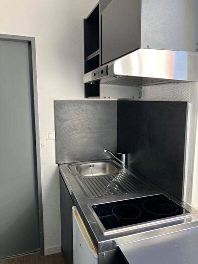 Appartement à louer - Saint Pierre, Amiens - 2 pièces - 1 chambre