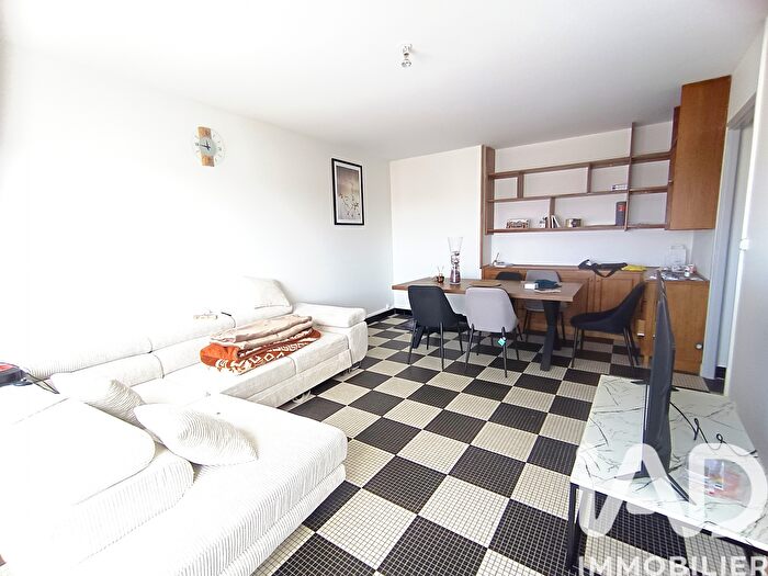 Appartement à vendre - Hénin-Beaumont, Nord - 2 pièces - 1 chambre