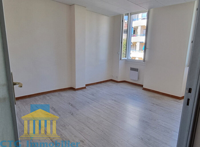 Appartement 2 pièces à vendre à Marseille 4ème, Cinq Avenues