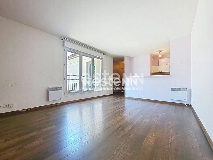 Bois de la Grille, Guyancourt : Appartement 2 pièces à louer