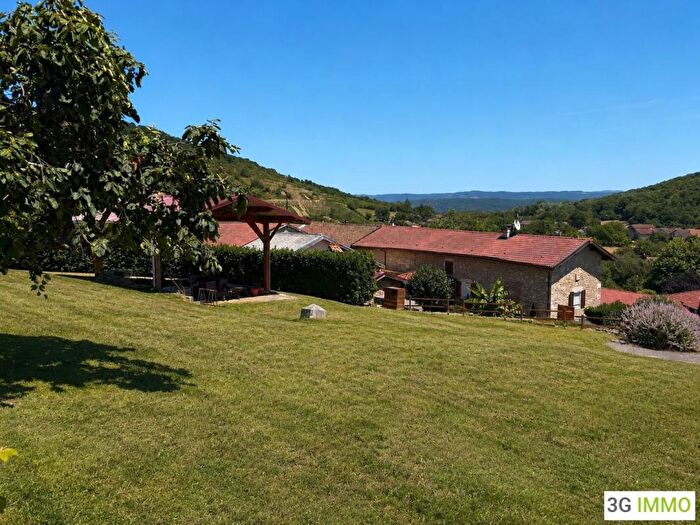 Saint-Martin-du-Mont : Maison 5 pièces à vendre