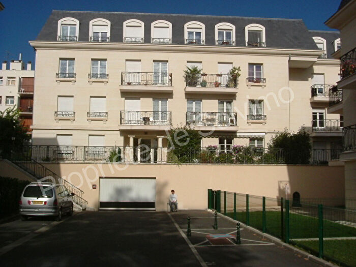Appartement à louer - Saint-Fargeau-Ponthierry - 1 pièce