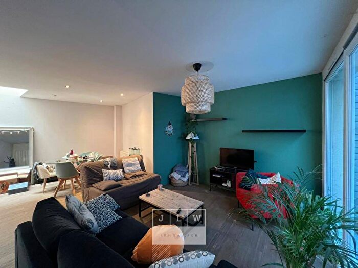 Appartement 4 pièces à Vieux Lille, à louer