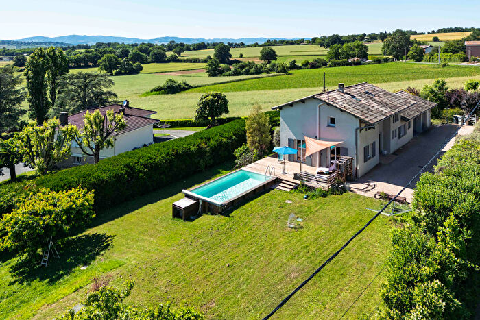 Maison à vendre - Saint-Didier-de-Formans - 7 pièces - 5 chambres