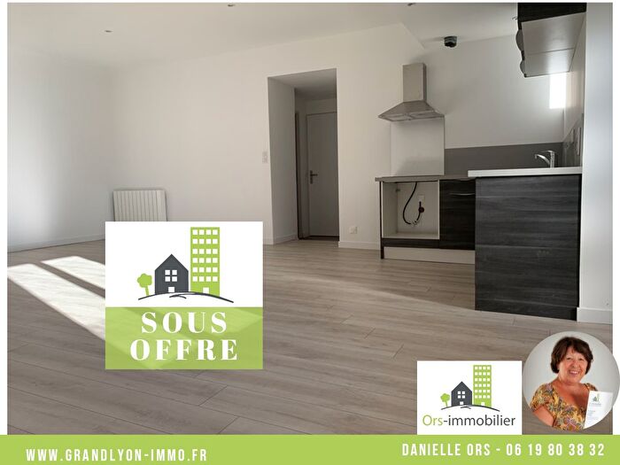 Appartement à vendre - Reventin-Vaugris - 3 pièces - 2 chambres