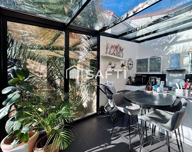 Maison à vendre - Colombes, Grèves Plateau - 4 pièces - 3 chambres