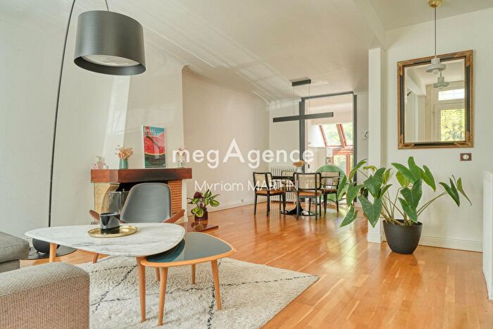 Maison à vendre - Saint-Prix - 5 pièces - 3 chambres