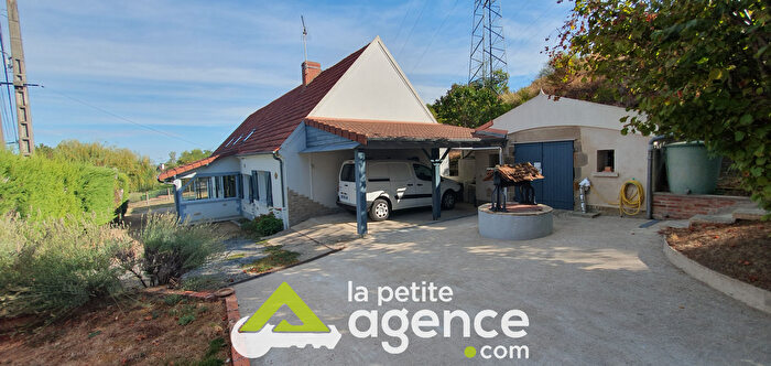 Maison 6 pièces à Désertines, à vendre