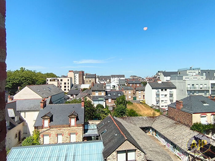 Quartiers Centre, Saint-Anne : Appartement 2 pièces à vendre