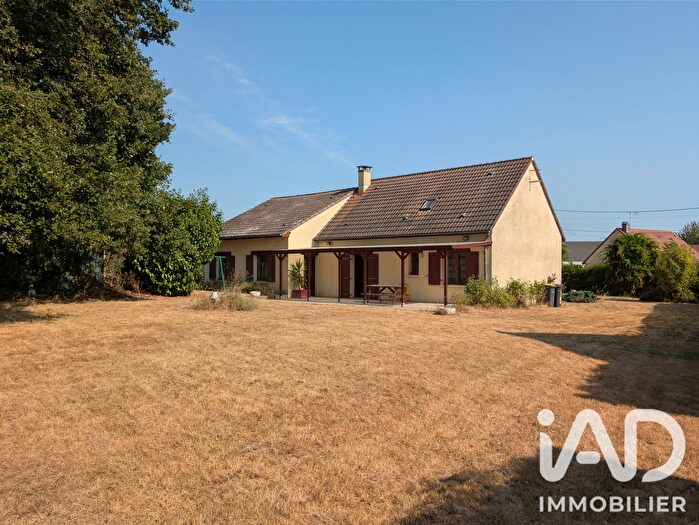 Fontaine-la-Guyon : Maison 4 pièces à vendre