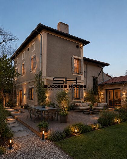 Saint-Élix-le-Château : Maison 10 pièces à vendre