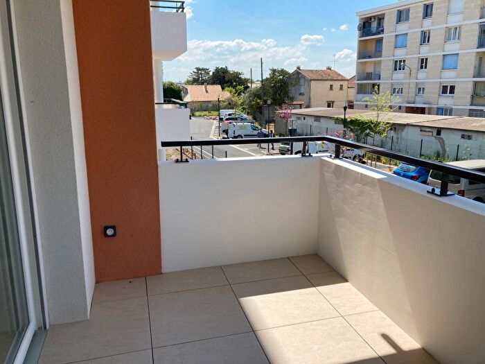 Appartement 2 pièces à louer à Avignon, Préfecture