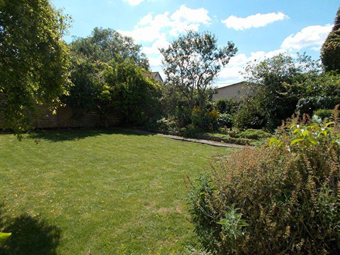 Maison à louer - Ouges - 4 pièces - 3 chambres