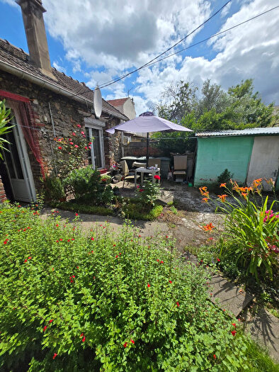 Bobigny, Edouard Vaillant : Maison 2 pièces à vendre