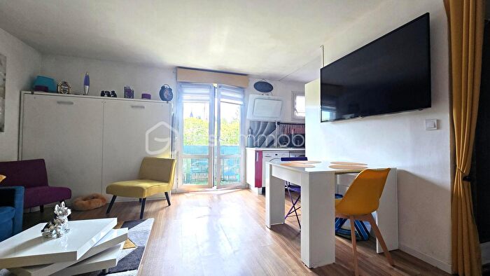 Appartement 1 pièce à Ris-Orangis, Mairie, Hameaux, à vendre