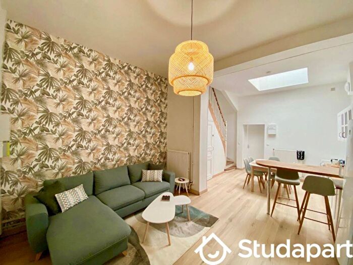 Appartement à louer - Epeule-Trichon, Roubaix - 1 pièce - 1 chambre