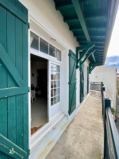 Appartement à vendre - Biarritz, Centre-ville Est - 3 pièces - 2 chambres