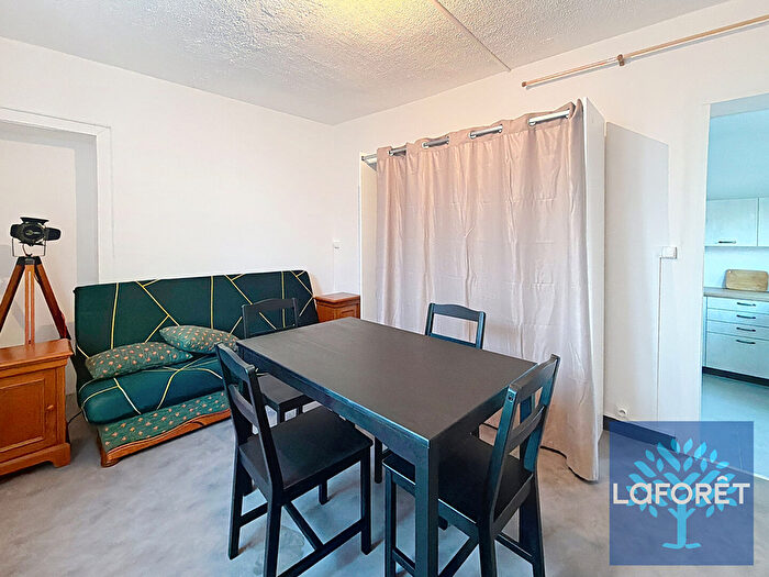 Appartement à louer - Neuf-Mesnil - 1 pièce