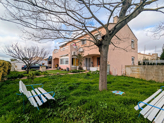 Maison à vendre - Coursan - 6 pièces - 4 chambres