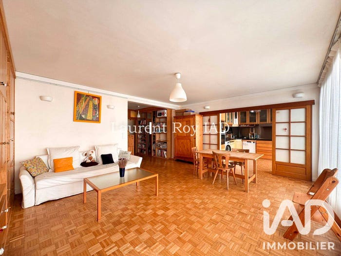 Appartement 5 pièces à louer à Agent Sarre-Centre-Les Vallées-La Garenne, Colombes