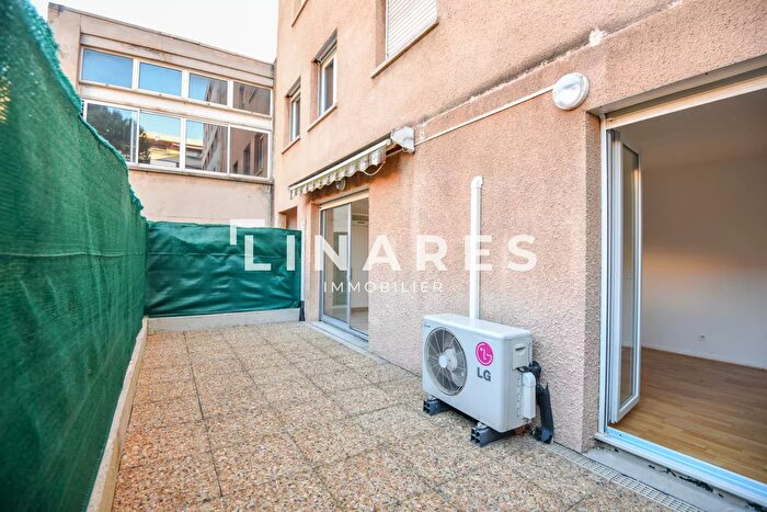 Appartement à vendre - Marseille e , Baille - 2 pièces - 1 chambre