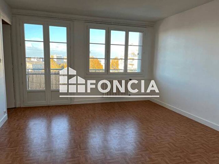 Appartement à louer - Gazonfier-Espal, Le Mans - 4 pièces - 3 chambres