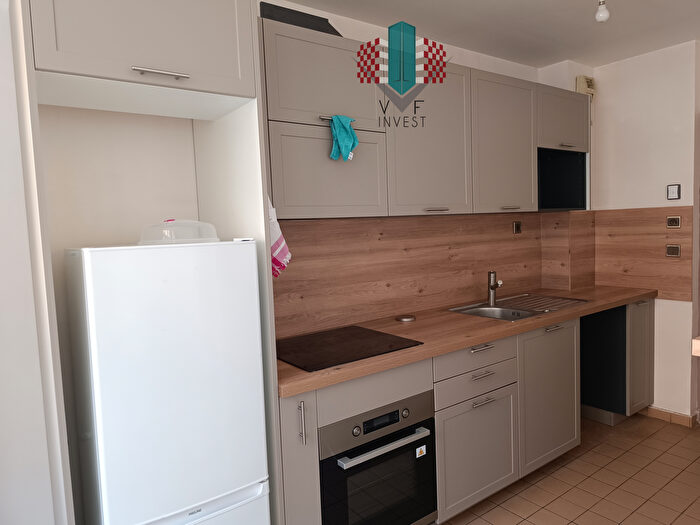 Appartement à vendre - Évreux, Centre-ville - 2 pièces - 1 chambre