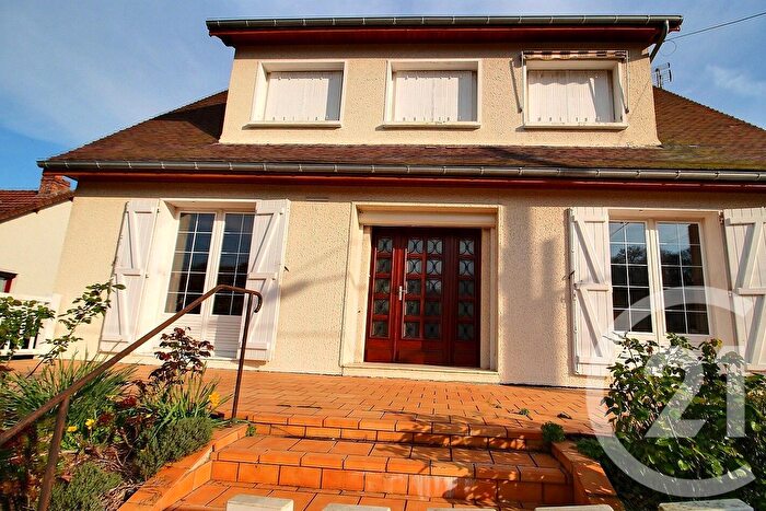 Maison à vendre - Bessé-sur-Braye - 6 pièces - 3 chambres