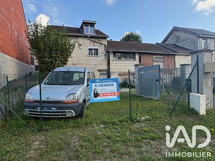 Berzy-le-Sec : Maison 2 pièces à vendre