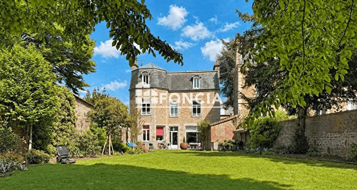 Maison 8 pièces à Flers, Centre-ville, à vendre