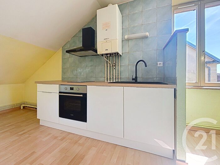 Appartement 2 pièces à Lure, à louer