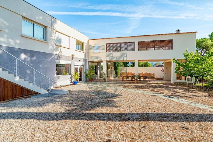 Appartement à vendre - Marseille e , Les Trois Lucs - 3 pièces - 2 chambres