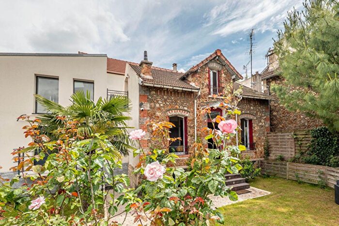 Maison à vendre - Malakoff, Paul Vaillant Couturier, Hoche, Paul Bert - 7 pièces - 4 chambres