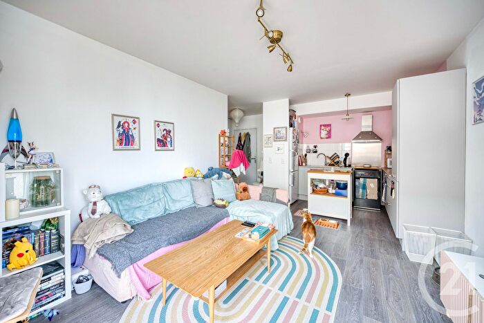 Appartement à vendre - Vigneux-sur-Seine, Croix-Blanche - 3 pièces - 2 chambres