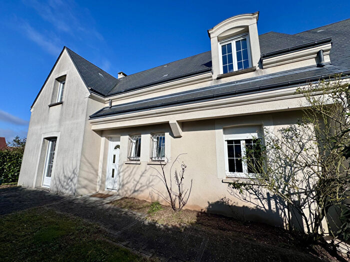 Maison à vendre - Chécy - 7 pièces - 6 chambres