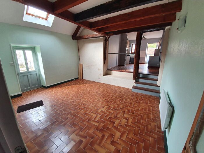 Maison à vendre - Brigueil-le-Chantre - 3 pièces - 1 chambre