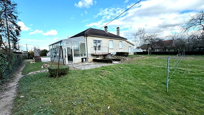 Maison à vendre - Sandillon - 4 pièces - 3 chambres