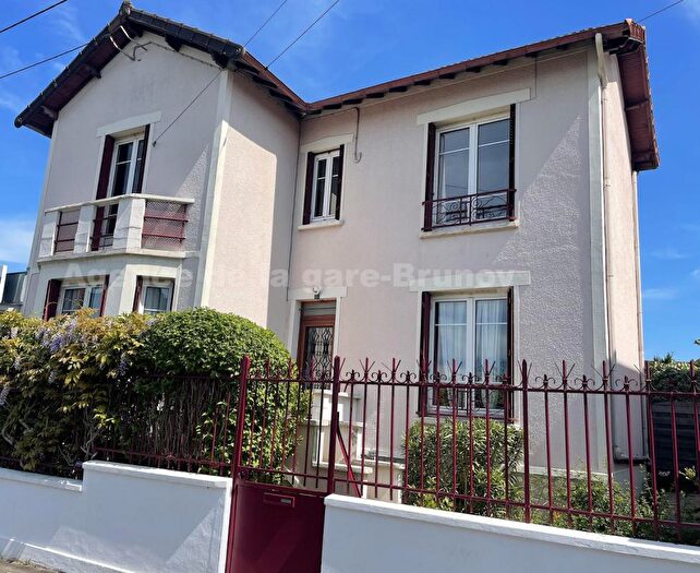 Maison 4 pièces à Brunoy, Centre-ville, à vendre