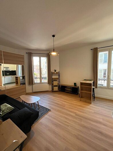 Appartement à louer - Centre Ville, Rueil-Malmaison - 1 pièce