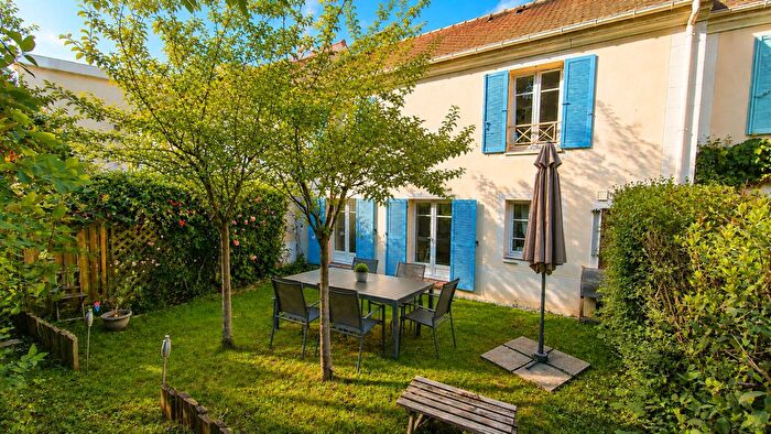 Maison 6 pièces à vendre à Chambourcy