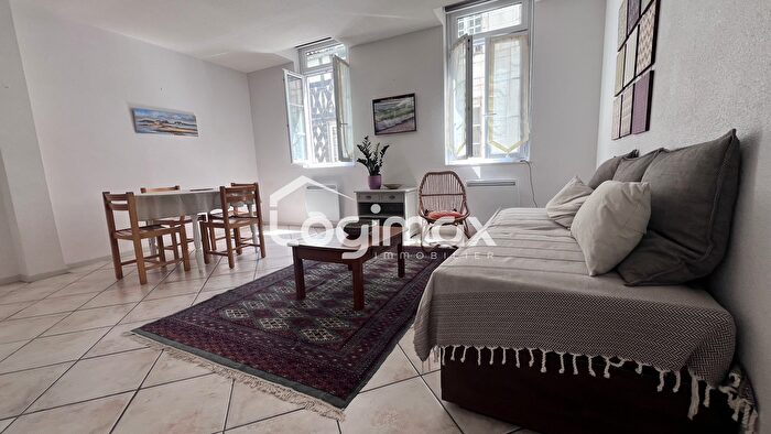 Appartement à vendre - La Rochelle, Centre-ville, Vieux-port, Marché - 2 pièces - 1 chambre