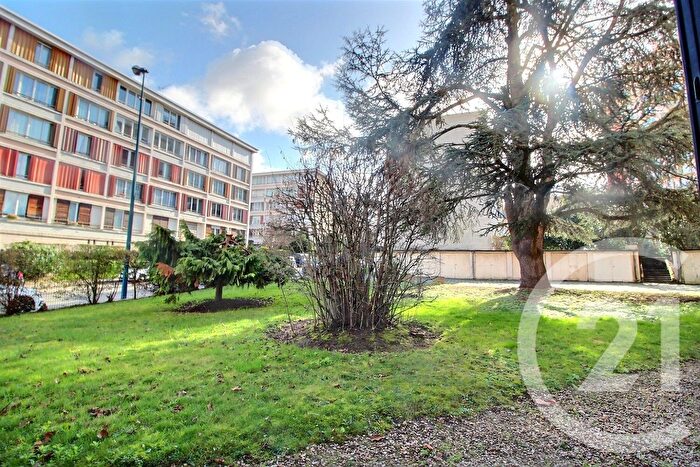 Appartement à vendre - Pantin, Limites - 3 pièces - 2 chambres