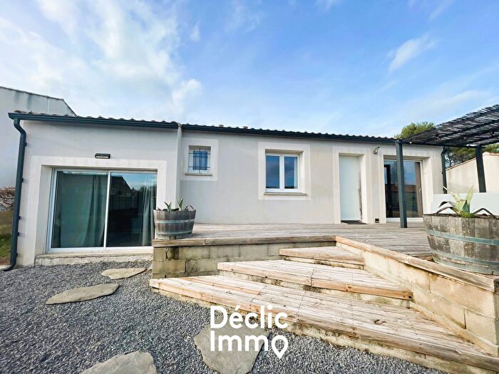 Maison à vendre - Vacquières - 4 pièces - 3 chambres