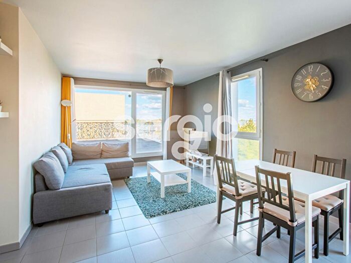 Appartement 2 pièces à Cergy, Les Hauts-de-Cergy, à vendre