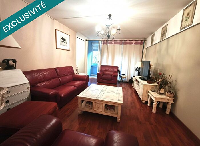 Appartement à vendre - Apt - 5 pièces - 3 chambres