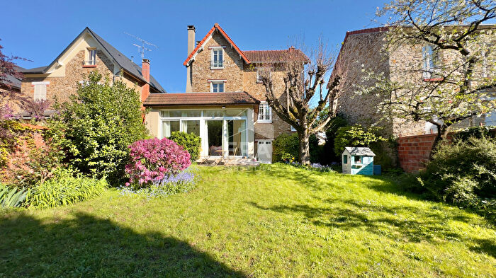 Maison 8 pièces à vendre - Juvisy-sur-Orge, Centre-ville, Entrevoies, Seine