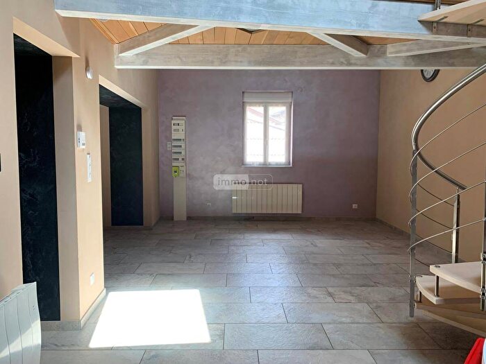 Lagnieu - Appartement 3 pièces à louer