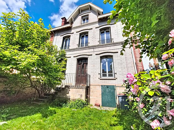 Maison 9 pièces à Fontainebleau, Provenceaux, Carmel, à louer